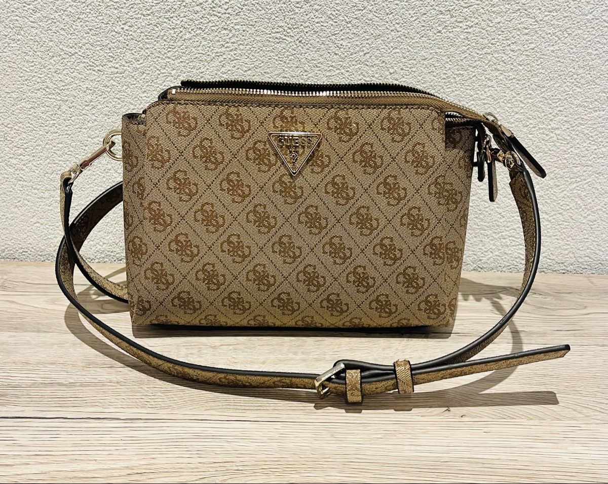 Sac à main « Guess » NEUF (Neuf avec emballage d'origine) à Sion pour ...