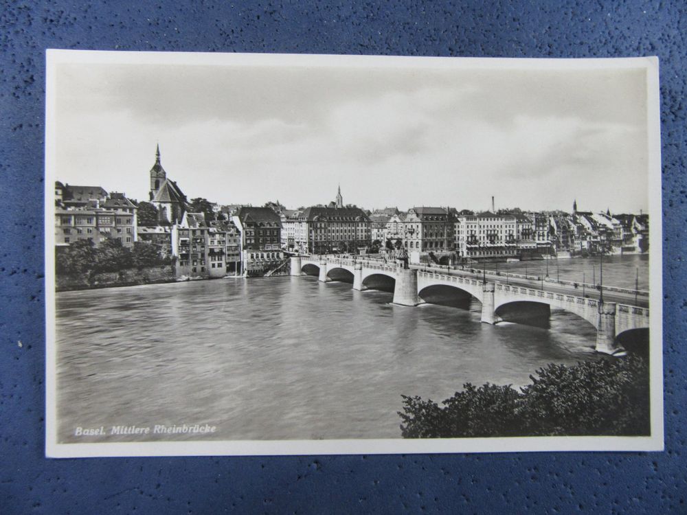 BASEL MITTLERE RHEINBRÜCKE GEGEN GROSS-BASEL (Gebraucht) in Ettingen für CHF 0.95 – mit ...