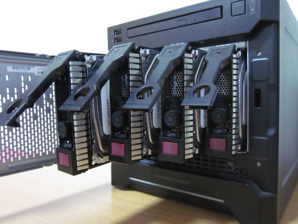 HP ProLiant MicroServer Gen 8, DDR3 16GB SSD 180GB+ 4 HDD 4T | Kaufen ...