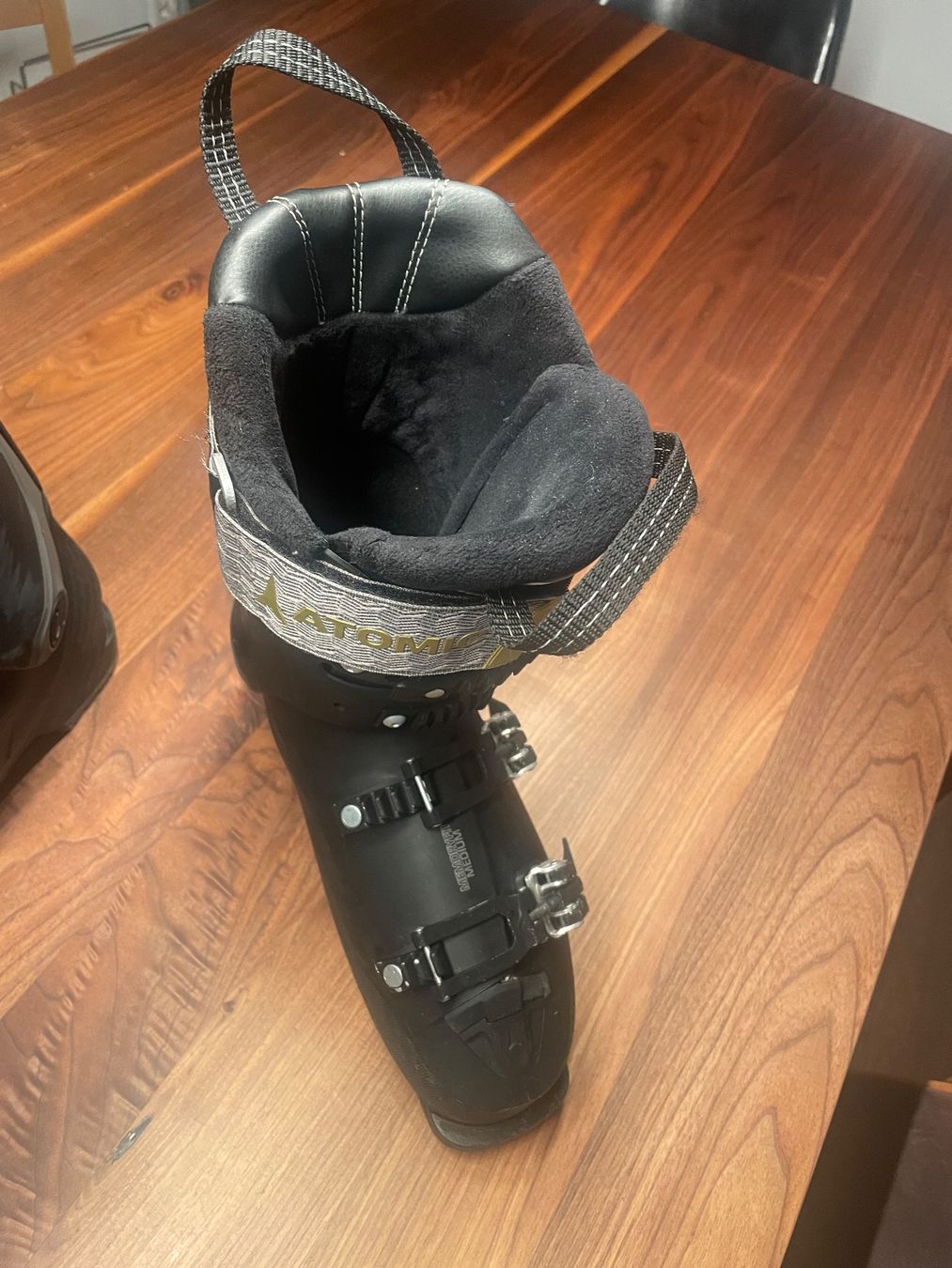 ATOMIC Skischuhe HAWX PRIME 105 S Grösse 42 (Gebraucht) in Hergiswil NW ...