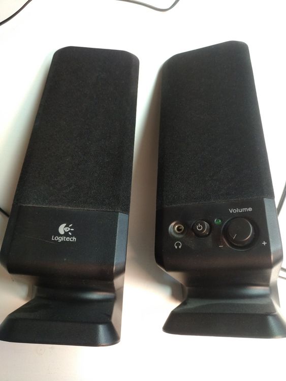 Logitec Active Boxen R-10 Speakers Model: S-0152B1 | Kaufen auf Ricardo