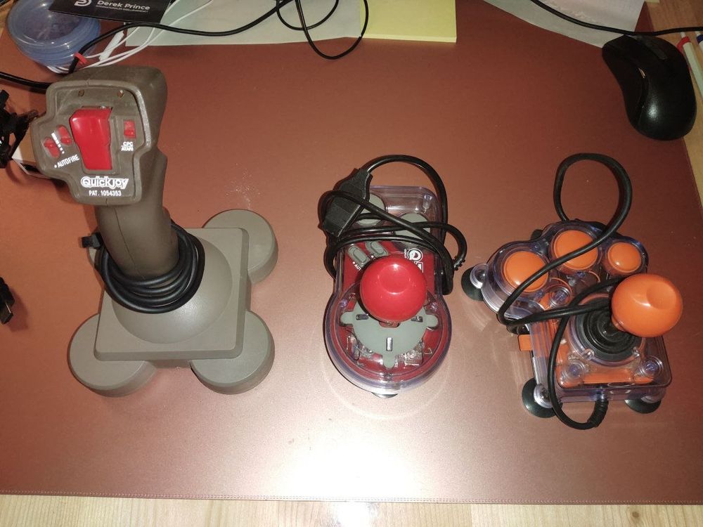 3 Joysticks C64 Superstar | Kaufen auf Ricardo