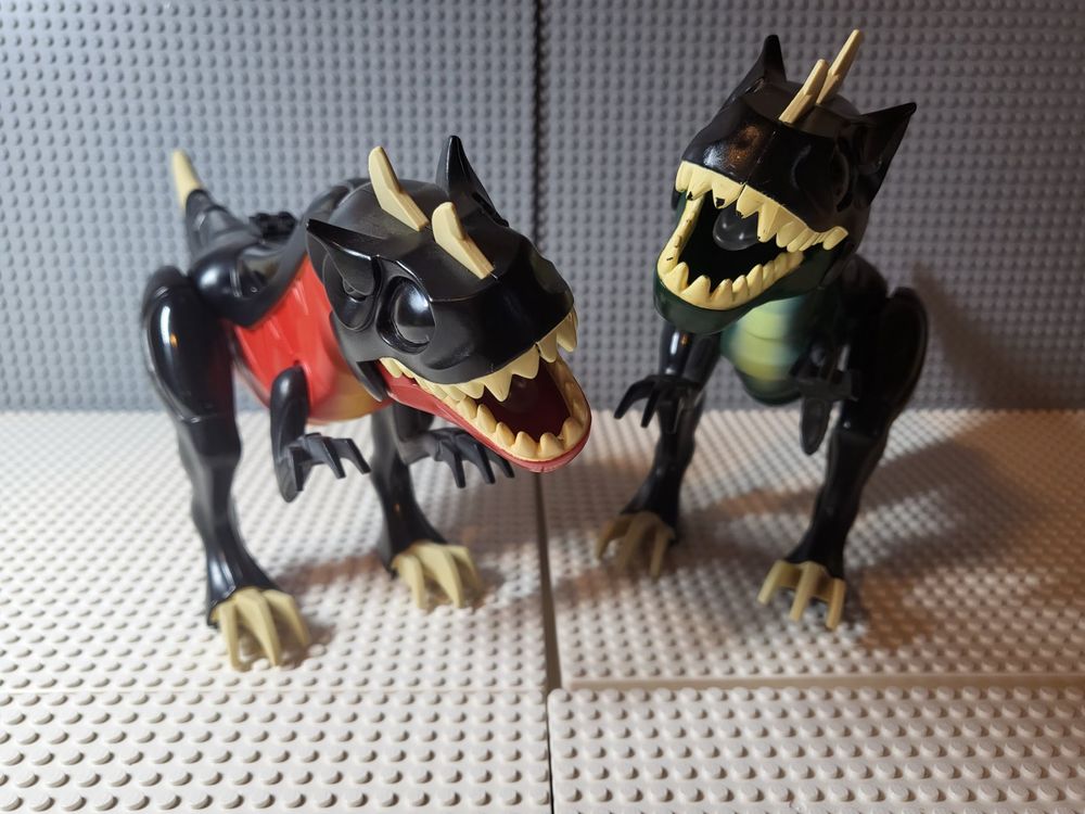 2 Stück Lego Dino T-REX Tyrannosaurus rot und grün | Kaufen auf Ricardo