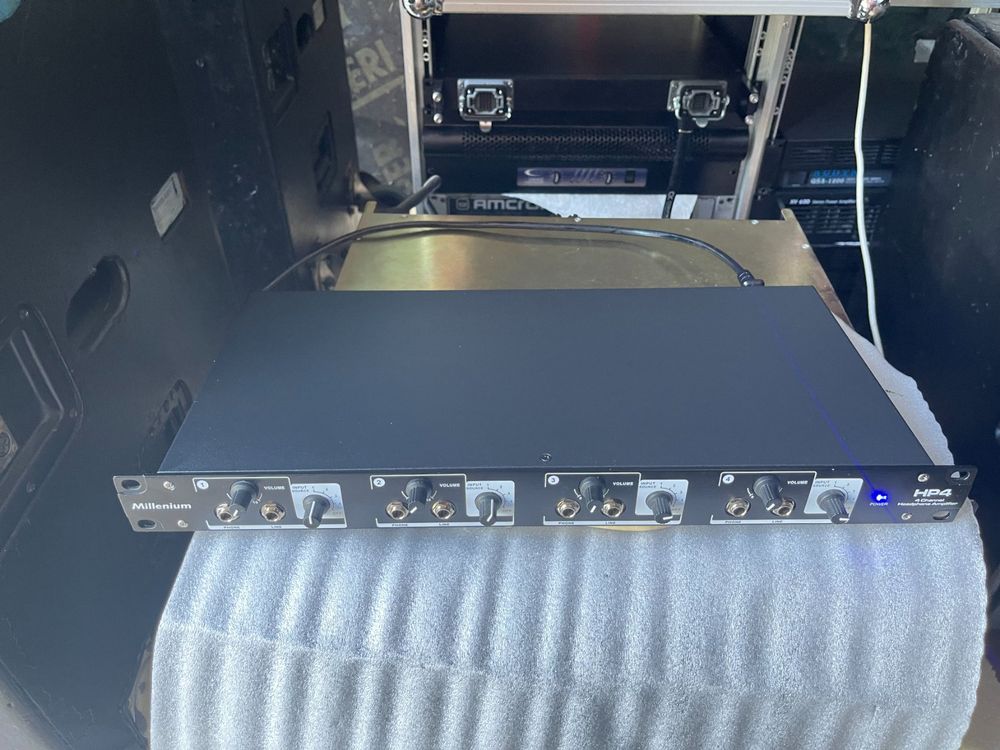 Millenium HP4 4-Kanal-Kopfhörerverstärker (Gebraucht) in Schaffhausen für CHF 54 – mit Lieferung ...