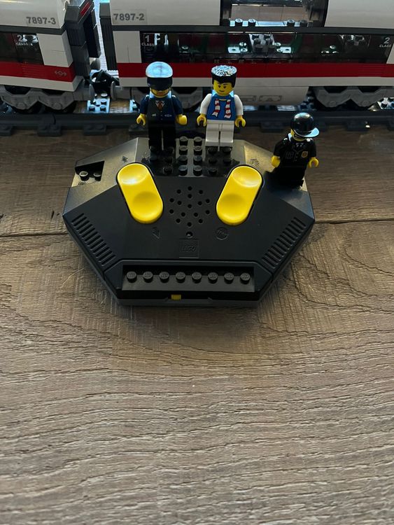 lego City Zug: Personenzug ICE (7897) 99% Komplett | Kaufen auf Ricardo