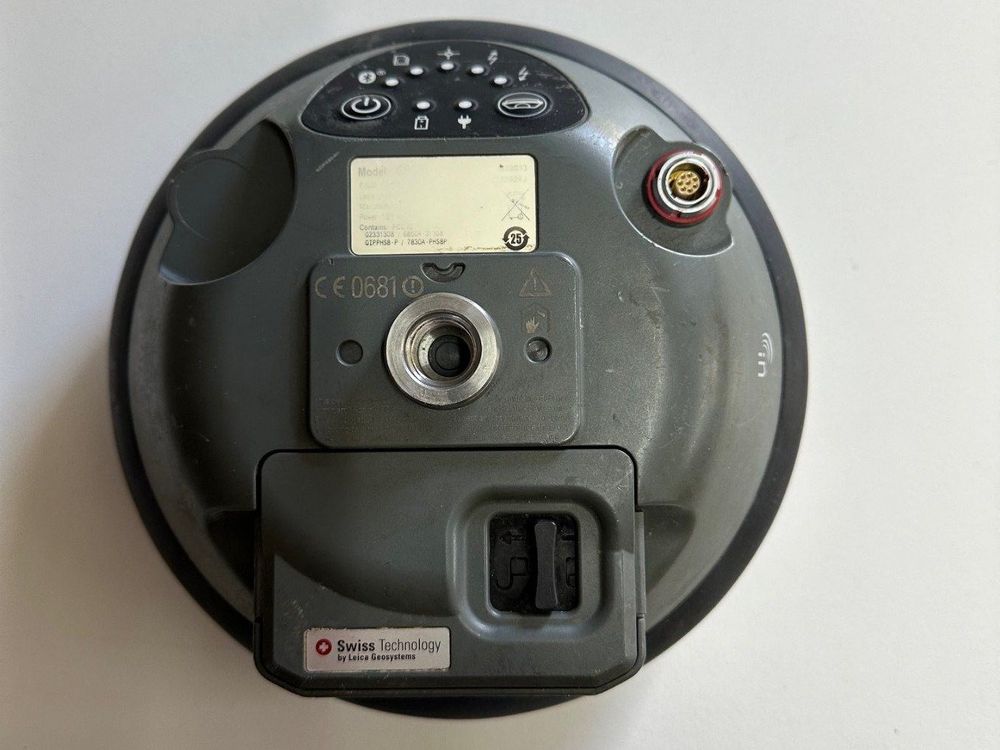Leica GNSS Rover GPS Antenne GS16 CS20 Feldrechner (Gebraucht) in für ...
