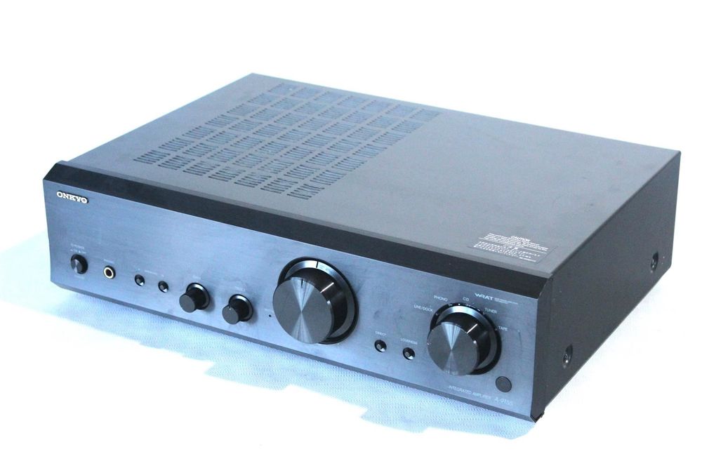 Klassischer Vollverstärker ONKYO A-9155 | Kaufen auf Ricardo