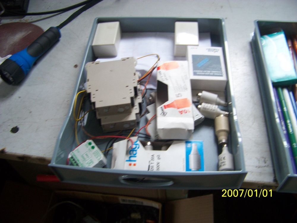 Werkstattauflösung Elektronikteile und Diverses (Gebraucht) in Amriswil ...