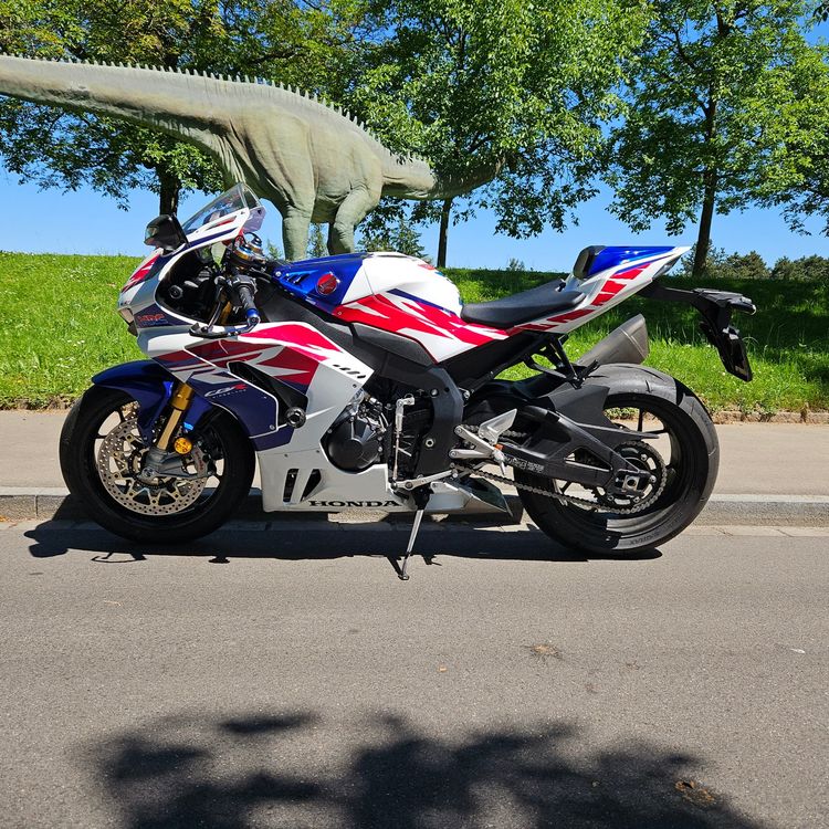 Honda CBR 1000RR-R Fireblade SP, 30 Anniversary (Neu (gemäss ...