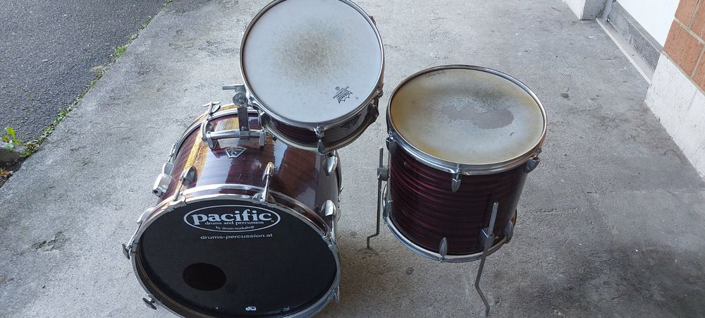 Vintage Arai Japan Schlagzeug kessel ; 20",12",14" | Kaufen auf Ricardo