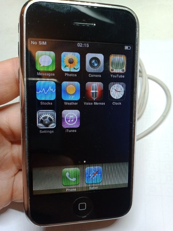 APPLE iPhone 2G Original 1st Generation 2007 (Gebraucht) in Châtelaine ...