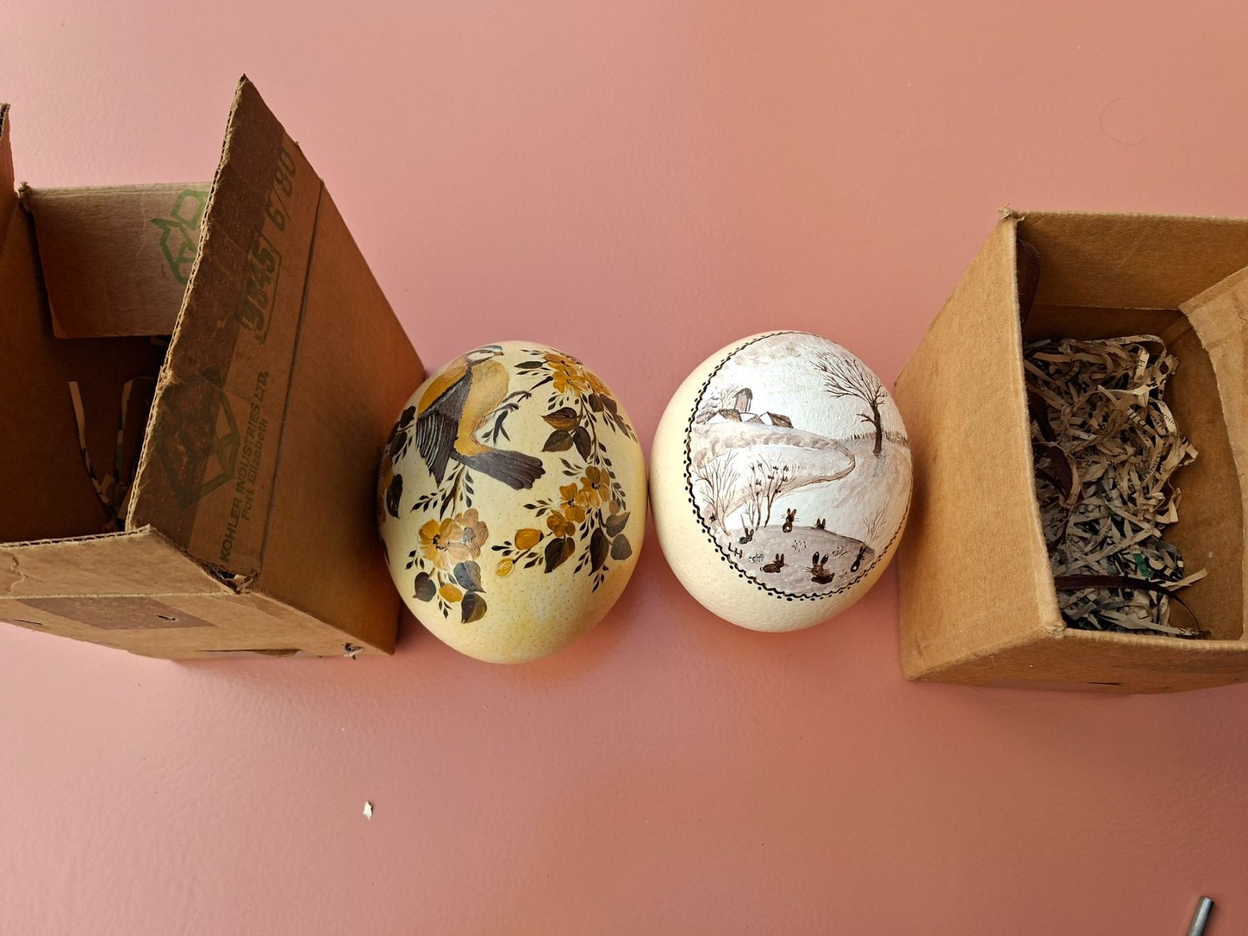 2 x Strausse Eier, bemalt, Frühlingsdeko, top Zustand! (Gebraucht) in ...
