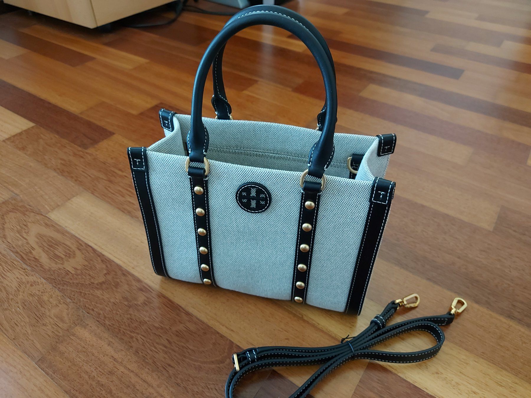 Tory Burch Neue Handtasche in zeitlosen Textil-Leder Look (Neu (gemäss ...