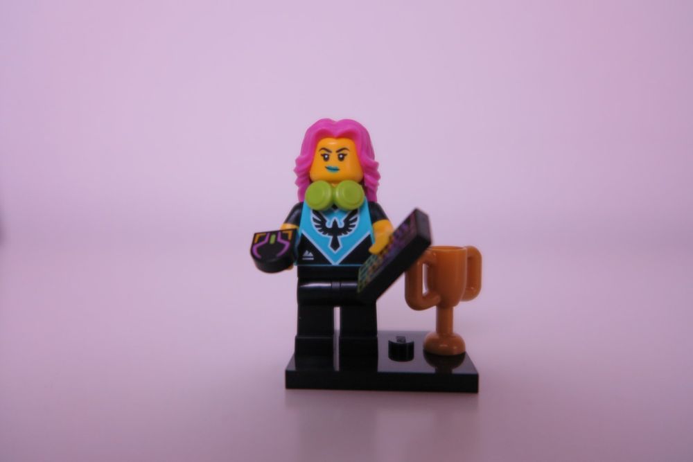 LEGO Minifigur CMF Serie 25 E-Sports Gamerin (Neu (gemäss Beschreibung ...