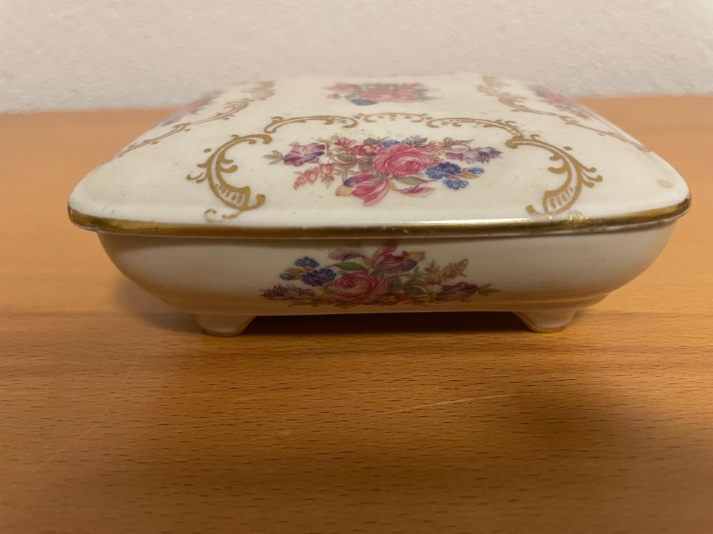 PORZELLANDOSE MIT DECKEL ROSENTHAL (Gebraucht) in Uhwiesen für CHF 20 – mit Lieferung auf ...