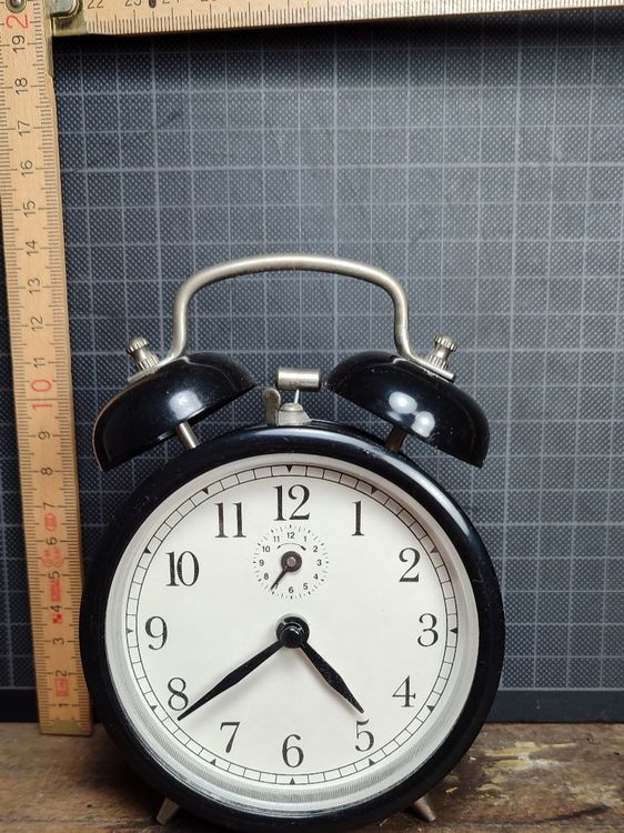 Wunderschöner alter Wecker Nr 3 Schwarz | Kaufen auf Ricardo