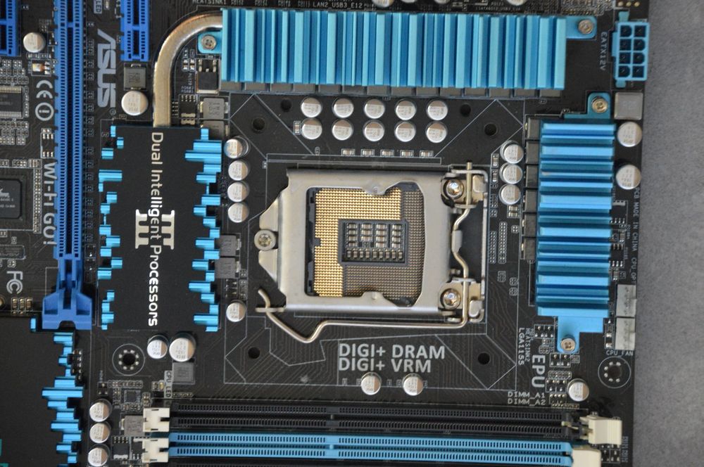 Asus Fan Xpert 2 Motherboard / carte mère (Defekt) in Collonges für CHF ...