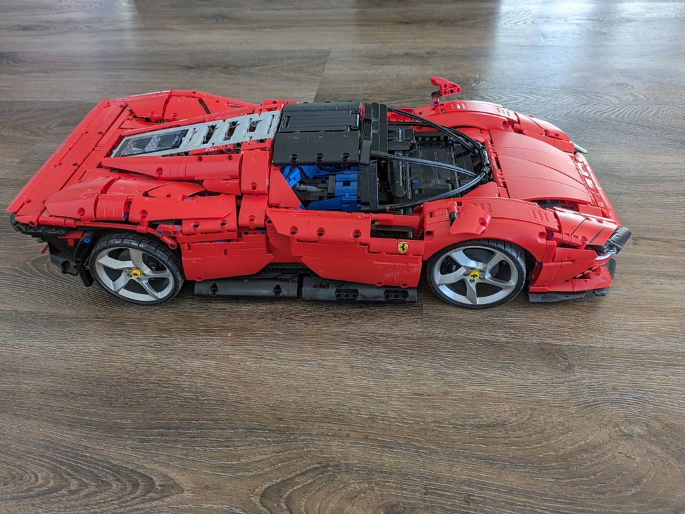 Lego Technic Ferrari Daytona SP 3 (Neu (gemäss Beschreibung)) in ...