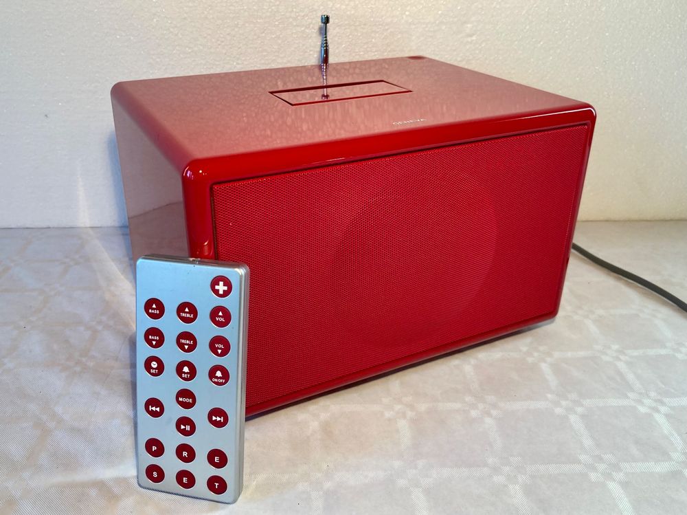 Geneva Sound System Model S Rouge - Radio (FM) + iPod (D'occasion) à ...