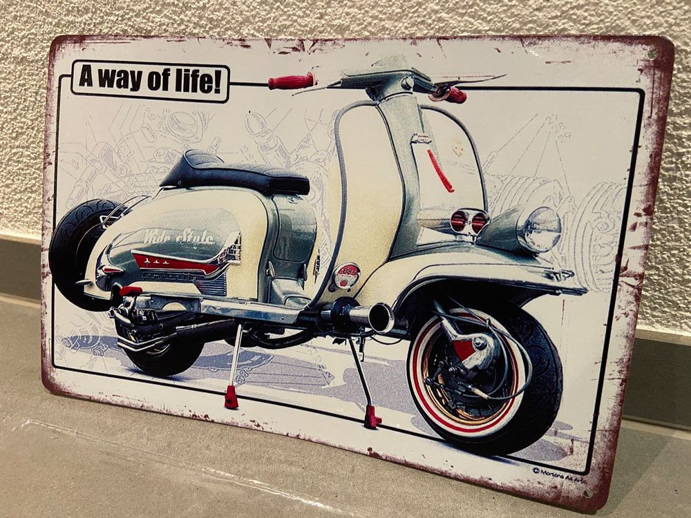 SCHILD VESPA Ab 10.- CHF AKTION % / A way of life/ NEU/ (Neu und originalverpackt) in Seon für ...