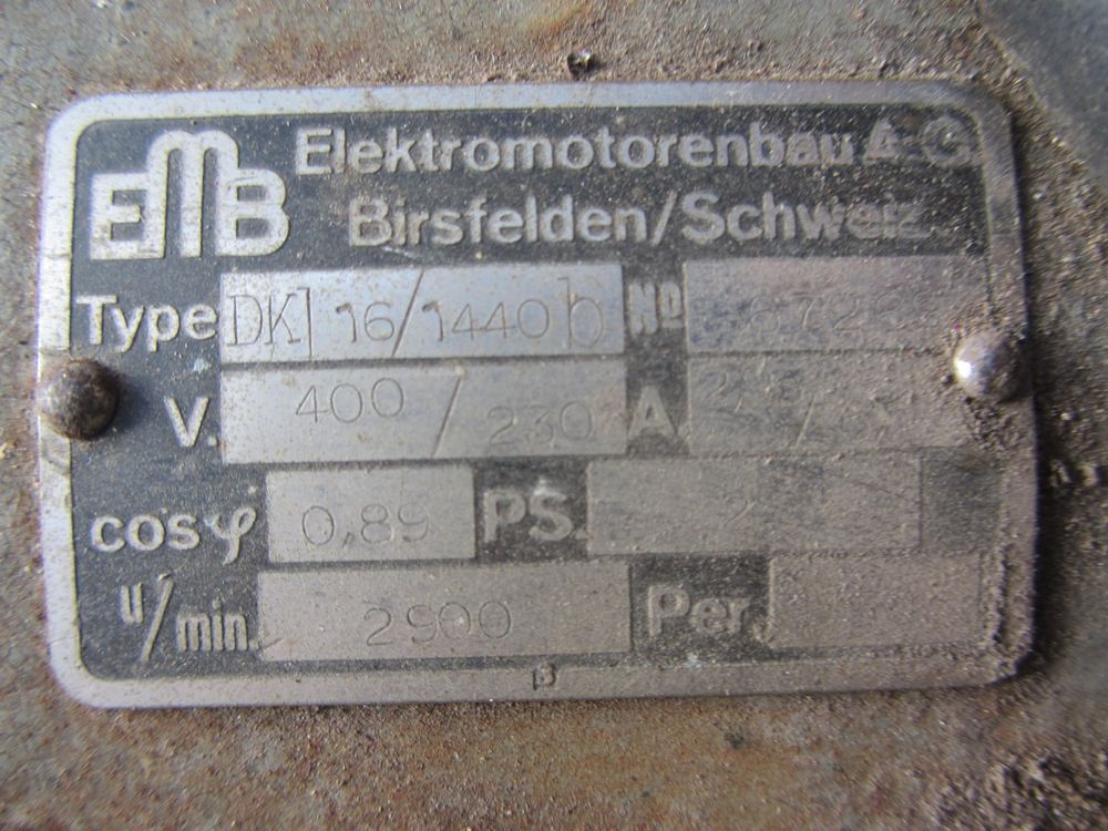 Poliermaschine 🤩 Schleifmaschine EMB 400 Volt mit Gestell (Defekt) in ...