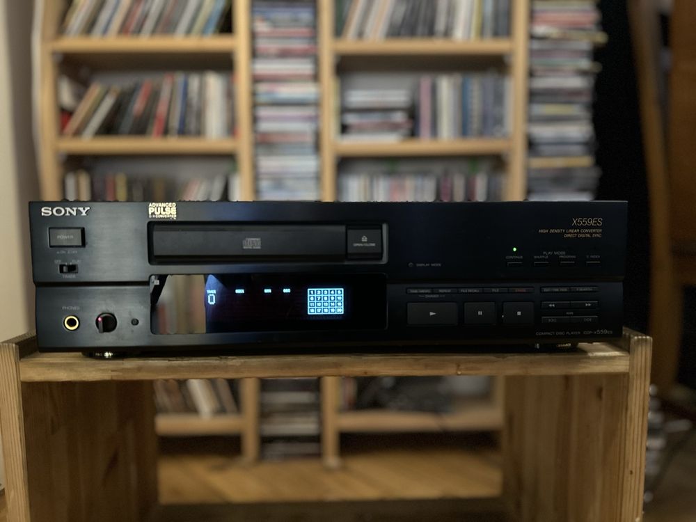 CD-Geräte, Sony CDP-X559ES und Denon DCD-1520 (Defekt) in Zürich für CHF 100 – nur Abholung auf ...