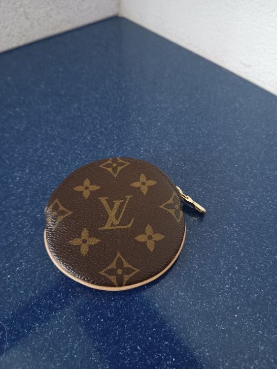 Louis Vuitton Round Coin Purse, Monogram | Kaufen auf Ricardo