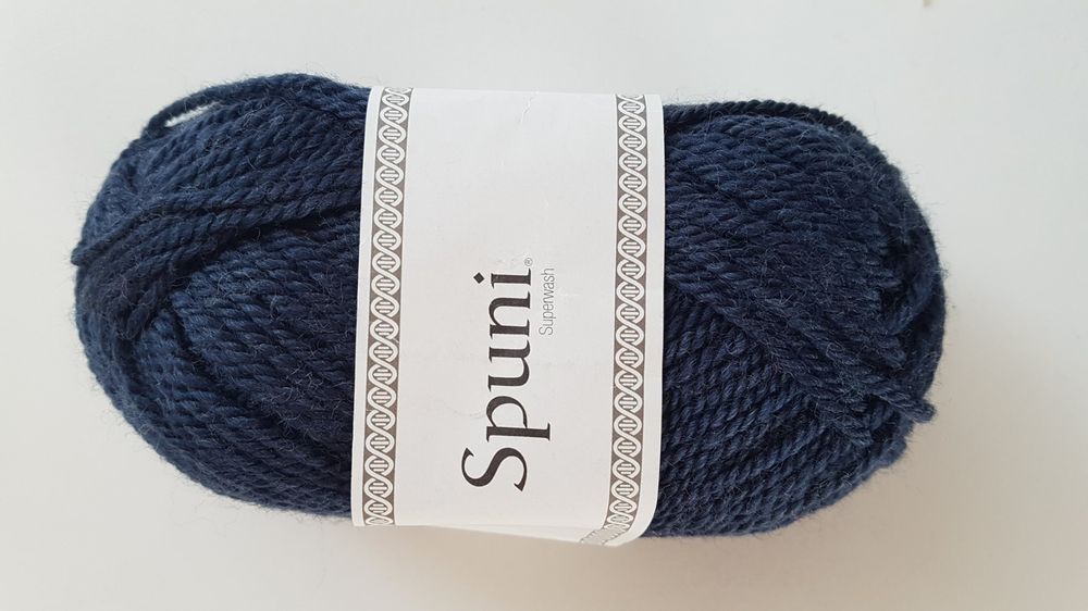 Spuni Merinowolle Superwash, 50 g marine | Kaufen auf Ricardo