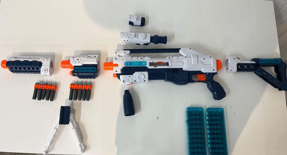 X-Shot Crusher Minigun & X-Shot Excel Regenerator | Kaufen auf Ricardo