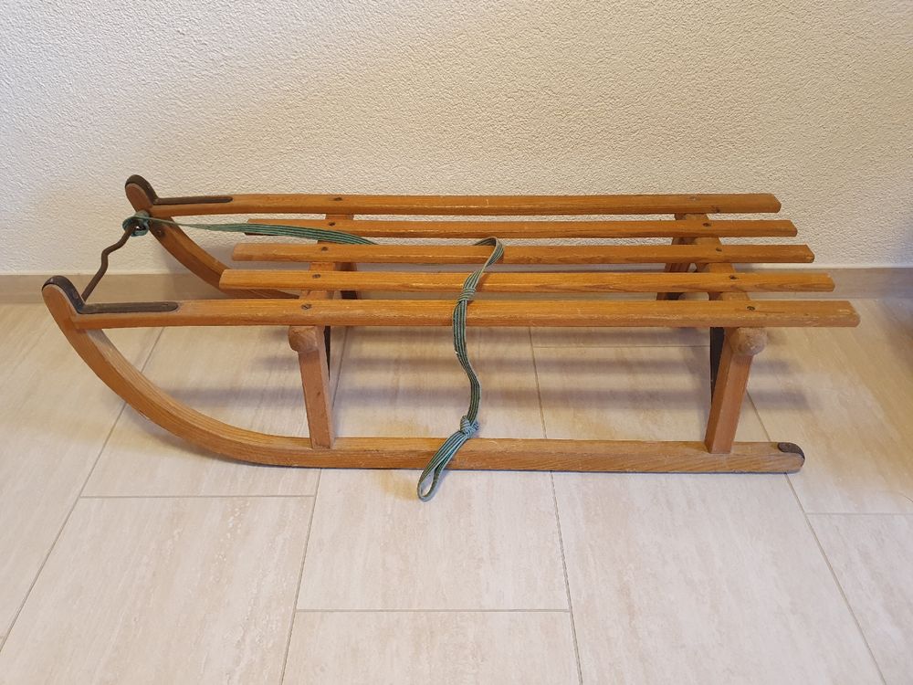 Holzschlitten, Davoser Schlitten (Gebraucht) in Uzwil für CHF 9 – nur ...