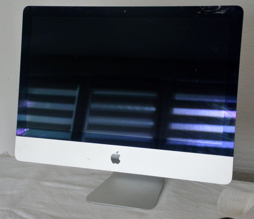 Apple iMac A1418 21.5" Late 2015 i5 8GB 1TB (Gebraucht) in Collonges ...