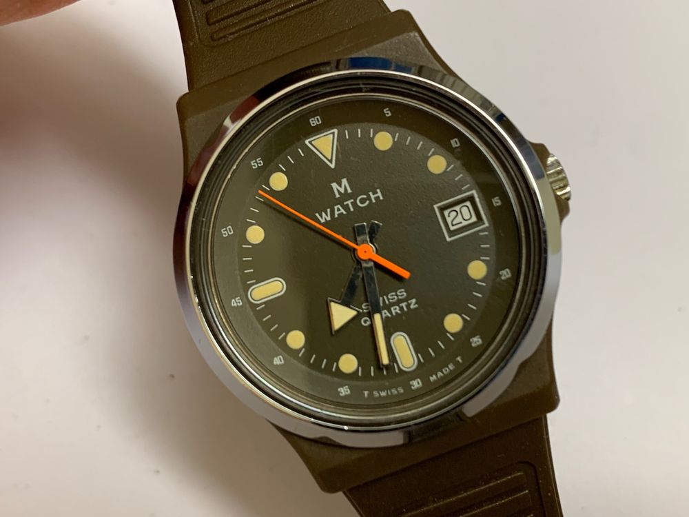 Vintage MWatch Quarz läuft 35mm (Gebraucht) in Luzern für CHF 4 – nur ...