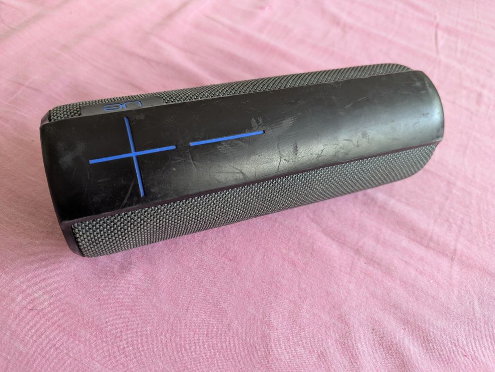 Logitech Ultimate Ears MEGABOOM (Gebraucht) in Langnau am Albis für CHF ...