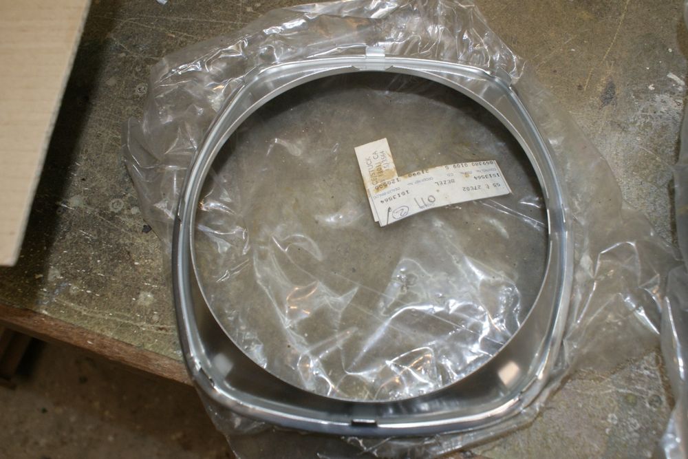 (3A) Ford transit MK1 Scheinwerfer Blende Unbenutzt!Fomoco (Neu und ...