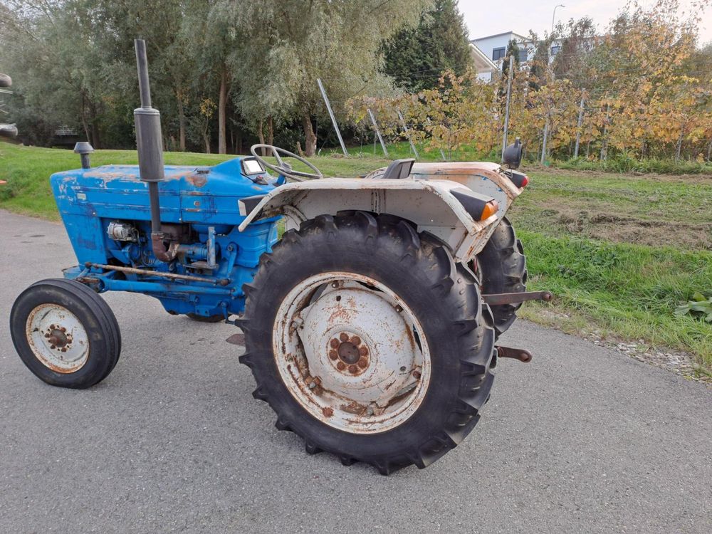 Traktor Ford Economy ( 2600 ) mit 3-Zylinder Dieselmotor (Gebraucht) in ...