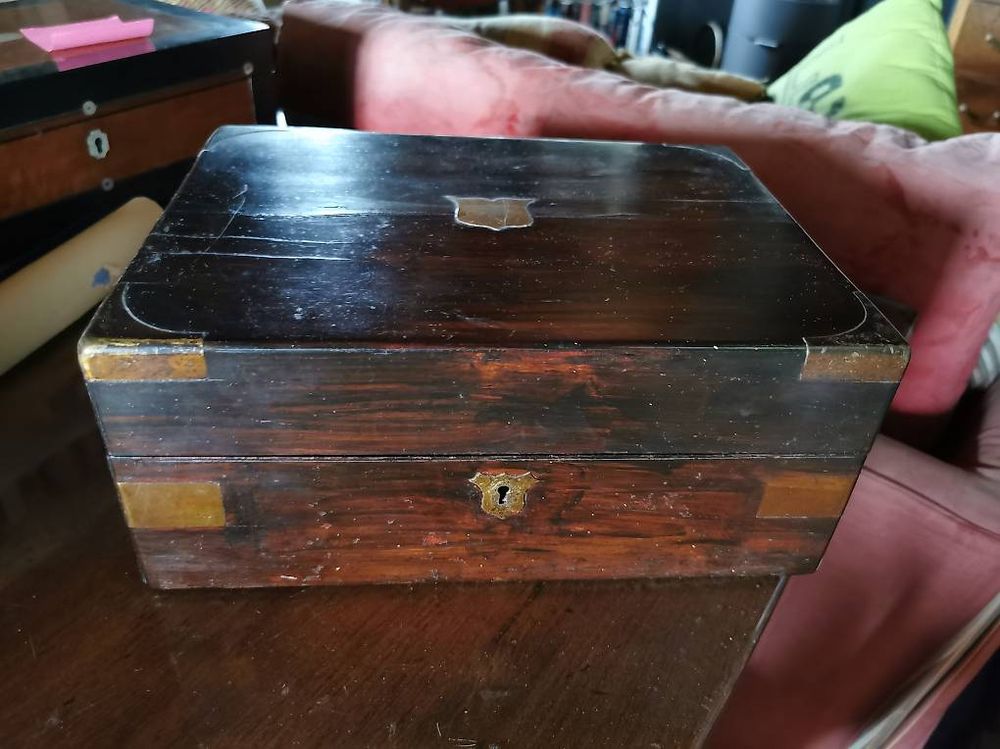 regency campaign box, custom interior (Gebraucht) in Gilly für CHF 75 ...