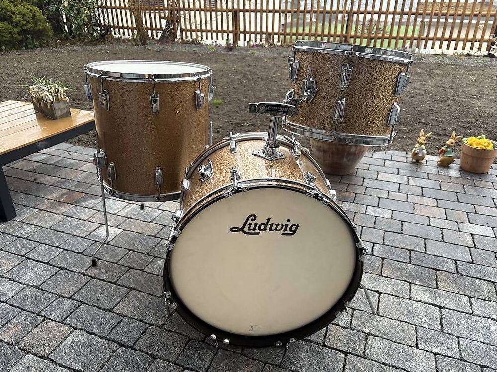 Ludwig vintage Drum Shell Kit in champagne sparkle (Gebraucht) in Eich ...