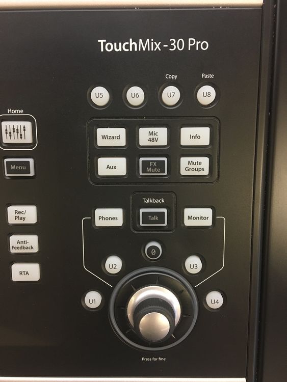 QSC TouchMix-30 Pro 32-Kanal Touchscreen Digital | Kaufen auf Ricardo