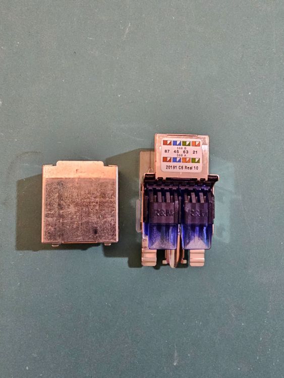 UP-Netzwerkdose 2xRJ45/Cat.6 R&M Weiss Feller EdizioDue NEU (Neu und originalverpackt) in Zürich ...