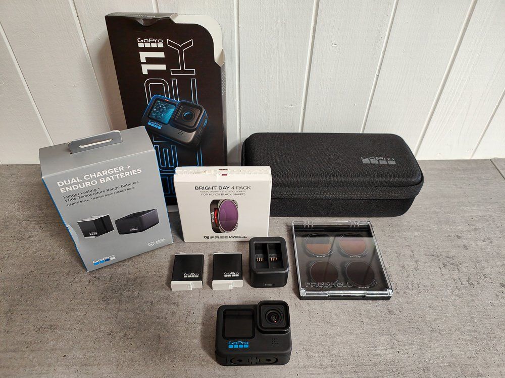 GoPro Hero 11 Black mit Zubehör | Kaufen auf Ricardo