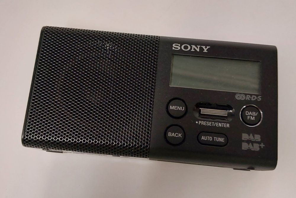 Sony Mini DAB Radio (Gebraucht) in Grüningen für CHF 30.9 – mit ...