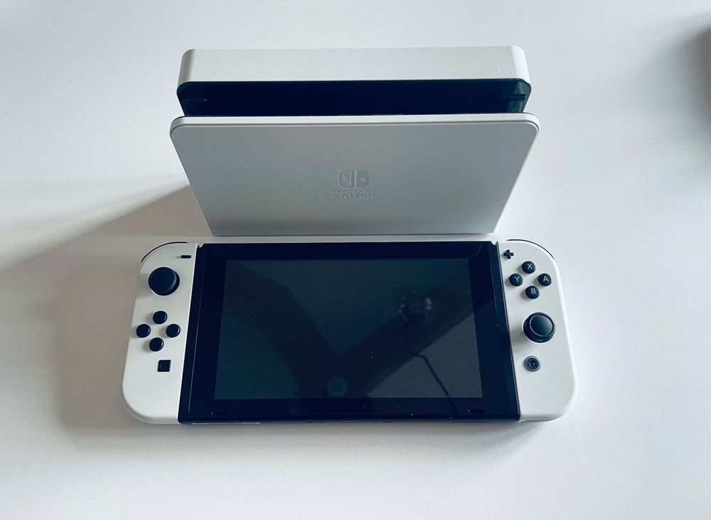 Nintendo Switch weiss (1.Gen), Top Zustand! (Gebraucht) in Bern für CHF ...