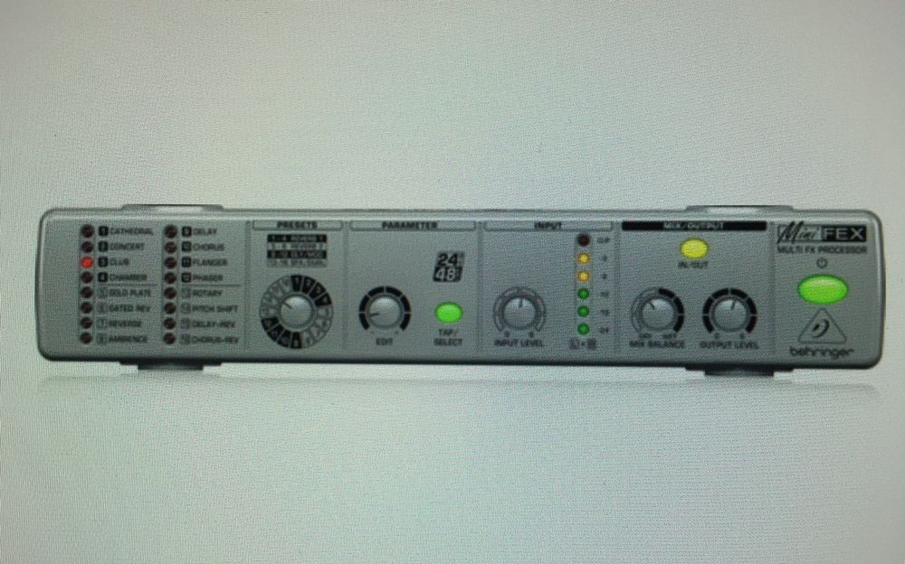 Behringer Fex800 (Effektgerät) (Neu und originalverpackt) in Küsnacht ...