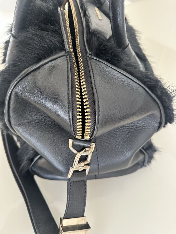 Givenchy-Tasche (Hand- & Umhängetasche) schwarz mit Fell (Gebraucht) in ...