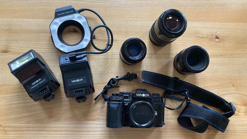 Minolta 9000 AF - analoge Spiegelreflexkamera mit Zubehör (Gebraucht) in Aeschi b. Spiez für CHF ...