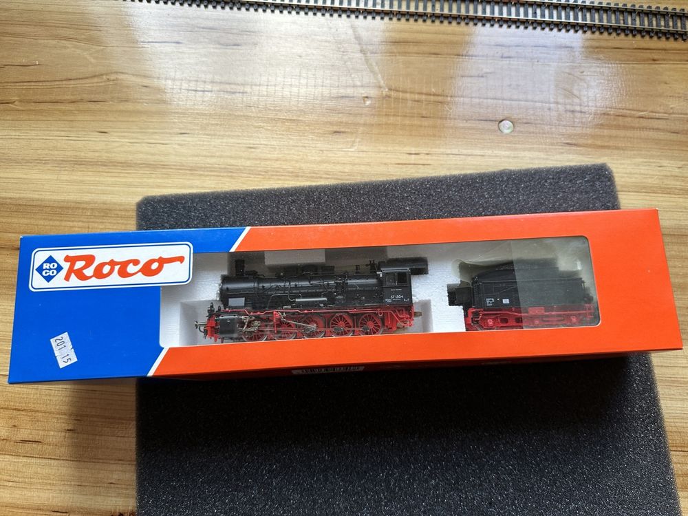 ROCO Spur H0 43346 Dampflokomotive BR 57 1304 der DR (Neu (gemäss Beschreibung)) in Schaffhausen ...