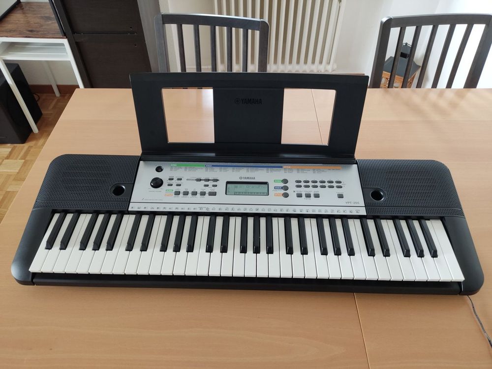 E-Piano Yamaha YPT-255 (Gebraucht) in Bülach für CHF 50 – mit Lieferung ...