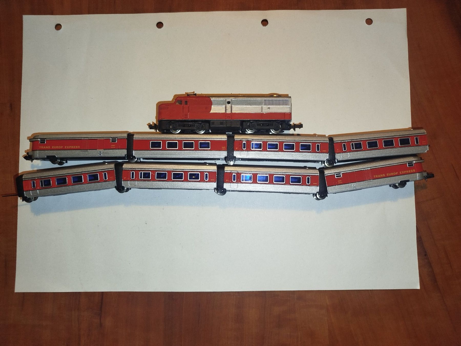 Modellbahn Lokomotive/8 Wagen Trans Europ Express, Spur N (Gebraucht ...