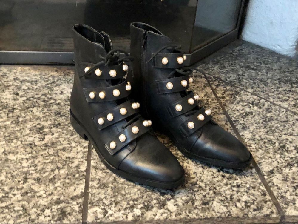 Zara Boots mit Perlen | Kaufen auf Ricardo