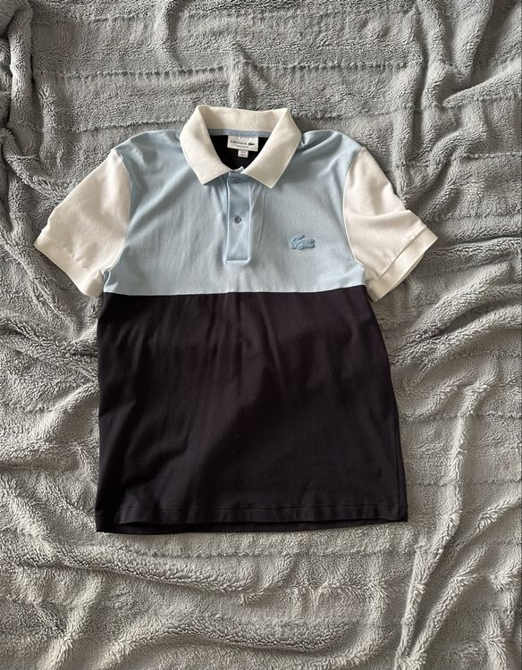Polo Lacoste tricolore taille S comme neuf (Neu (gemäss Beschreibung)) in Versoix für CHF 25 ...